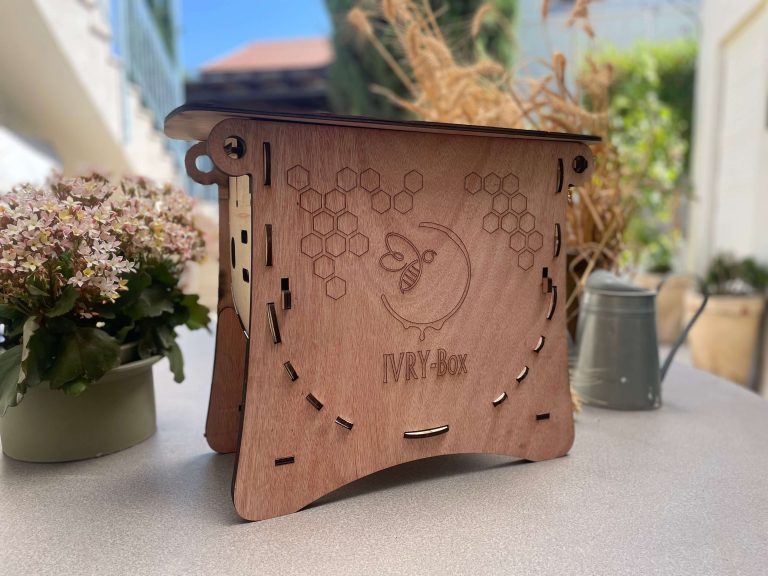 BeeKeeper ToolBox & Seat - Ivry-B